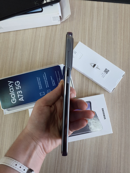 Samsung A73 гарантия 1 йил