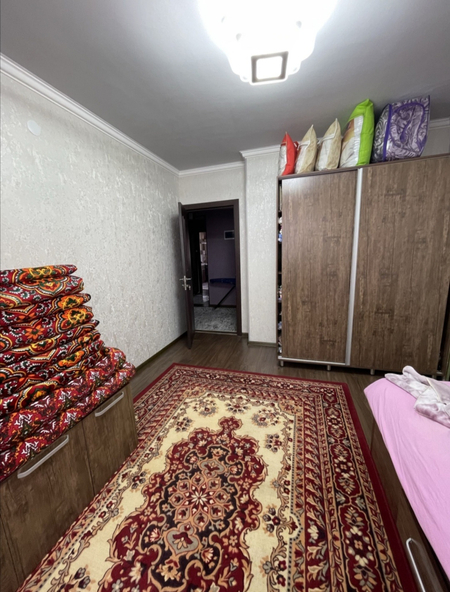 Yangihayot uy sotiladi yoki barteram bor 3/7/7