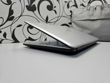 ПРОДАМ Asus X543M Офисный Ноутбук DualCeleron N4020/4GB/256SSD/15.6