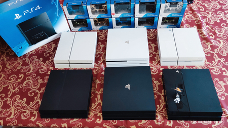 Playstation 4 pro 7218versiya 9.00