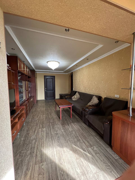 Новостройка Махтумкули 1/1/7 Кирпич 40м2 44000$