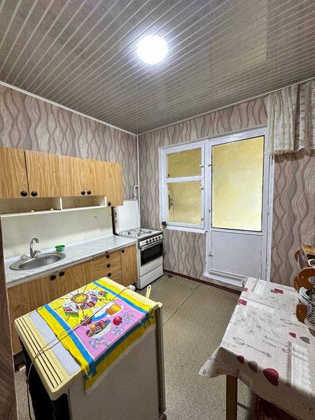 Продается квартира ташсельмаш Ашхабад парк 1/4/9 40м²