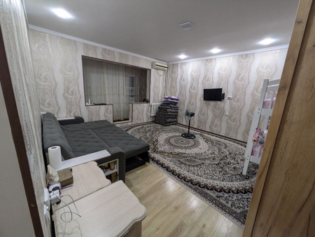 Продам 1-комнатную /3/9 Лисунова