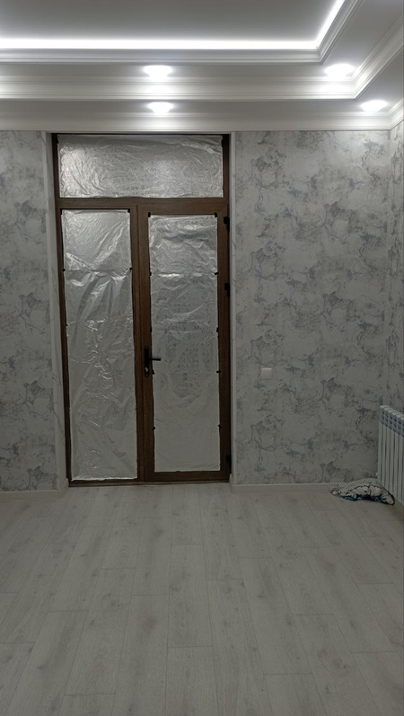 Sergili suputnik 7 da yangi qurulgan 3 qavat 2 xonali uy sotiladi
