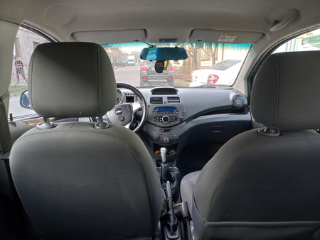 Chevrolet Spark sotiladi: