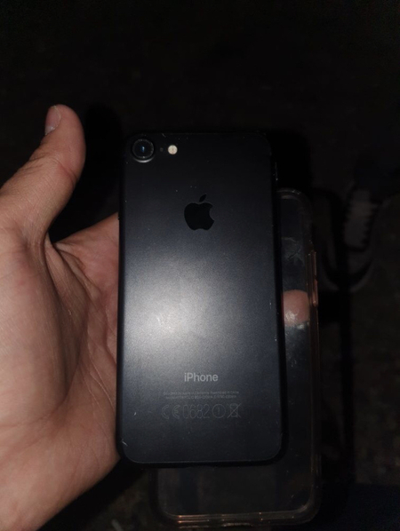 Iphone 7 sotiladi obmen bor