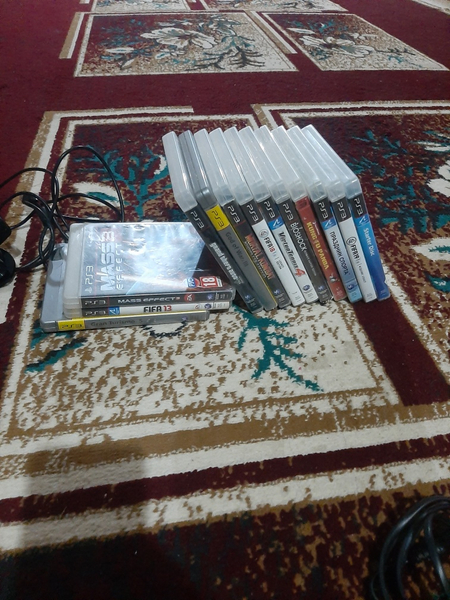 Pleystation 3 sotiladi 500 gb