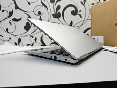 ПРОДАМ Lenovo Ideapad 1 15IGL7 Офисный Ноутбук DualCelN4020/4GB/256SSD