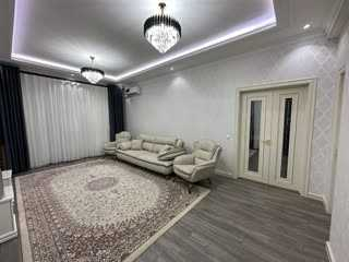 Чиланзар-5• Новза• 2-комн • 60 м² • этаж 2/5 • [УМ:018]