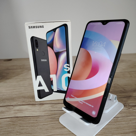 Samsung A10s sotiladi