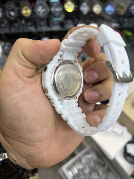 ! Топ ! На Продаже Casio G Shock Белые !