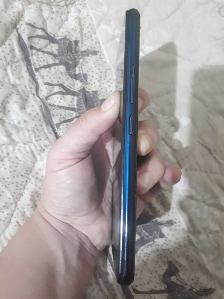 Телефон Vivo 1906 Y11 32Gb Mineral Blue