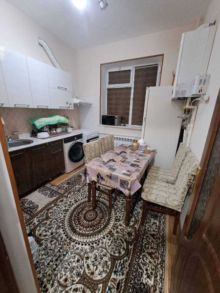 Мирзо Улугбек Тумани  квартира сотилади 2 хона