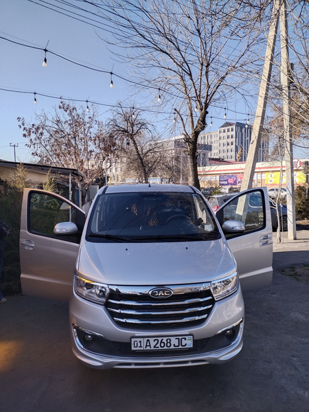 Jac M3 микроавтобус водитель Б категории