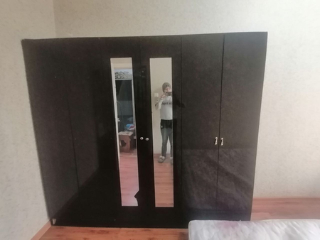 Газ плита, шкаф, прихожый, спалный