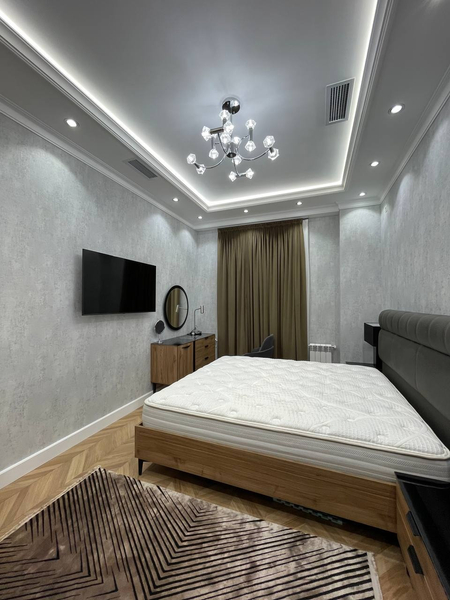 Mirobod Avenue 1800y.e