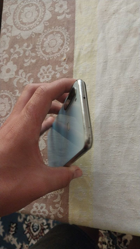 Mi not 8 / holati zor / 64ga/4+1