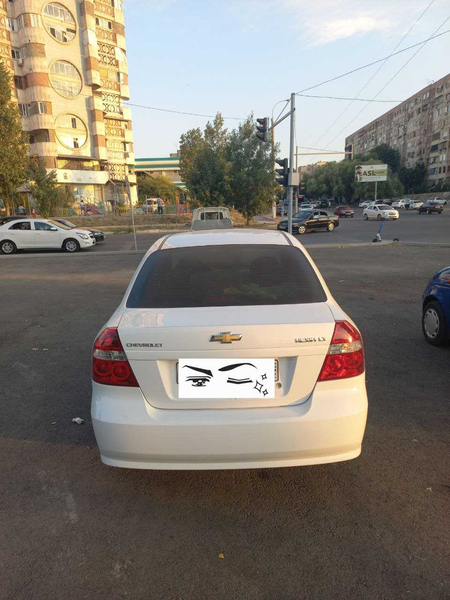 NEXIA 3 Sotiladi