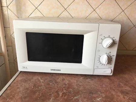 Arenda metro kosmonavtlar akuratni yomon odatlarsiz 1ta sherik bola kk