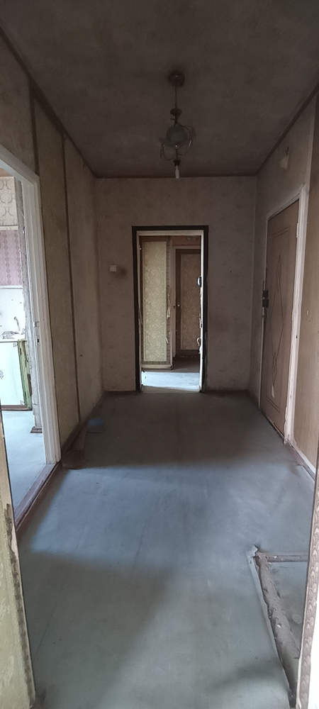 Продаётся квартира, Сергели-8,  2/8/9 без ремонта., балкон 2,15×3.35