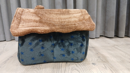Домик для кошки и для котят