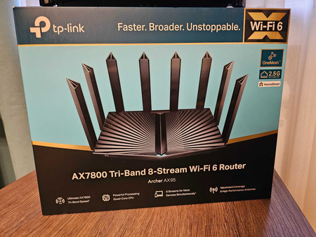 Продам Wi-Fi 6 роутер TP-Link Archer AX95
