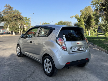Spark 2011 пробег 334,000 • 1,2л. 81л.с. 4 Позиция, Механика, Бензин