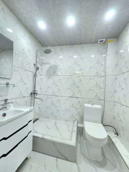 Продается 3-ком. Квартира по уд. Рудаки. Ор. Узгазоил площадь 68 кв.м.