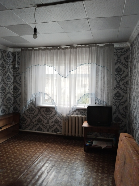 Продам 1/2/2 Спутник -8. 32 квадратных метров