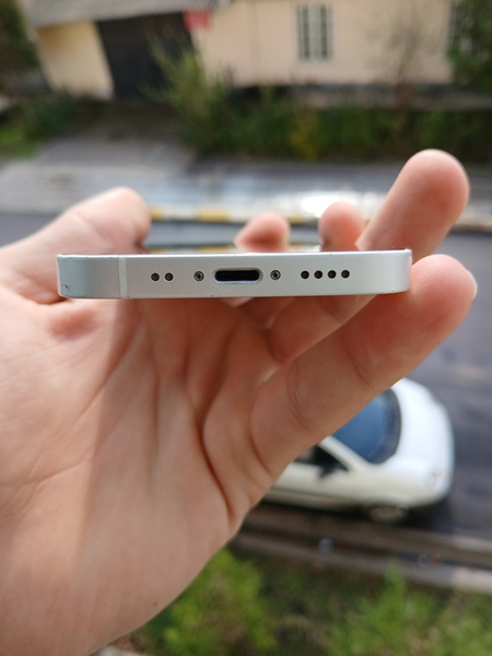 IPhone 12 mini ideal
