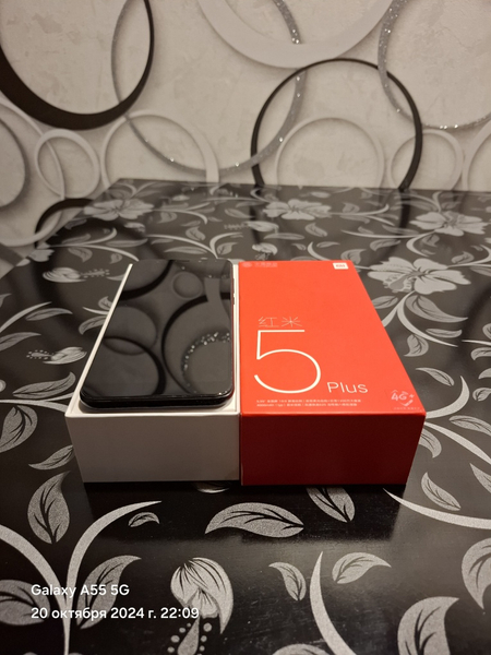 Redmi 5 Plus S O T I L A D I!!!    П Р О Д А Ё Т С Я Redmi 5 Plus!!!