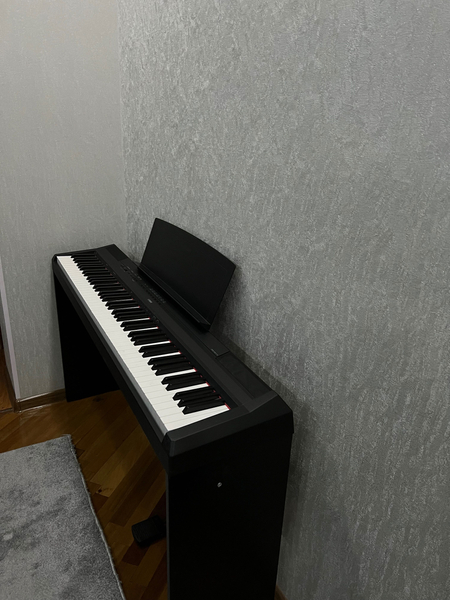 Срочно продается цифровое почти новое пианино Yamaha