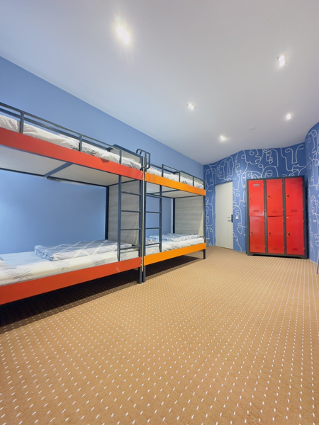 Toshkent shahrida ayollar uchun aloxida xona ijaraga beriladi. Hostel