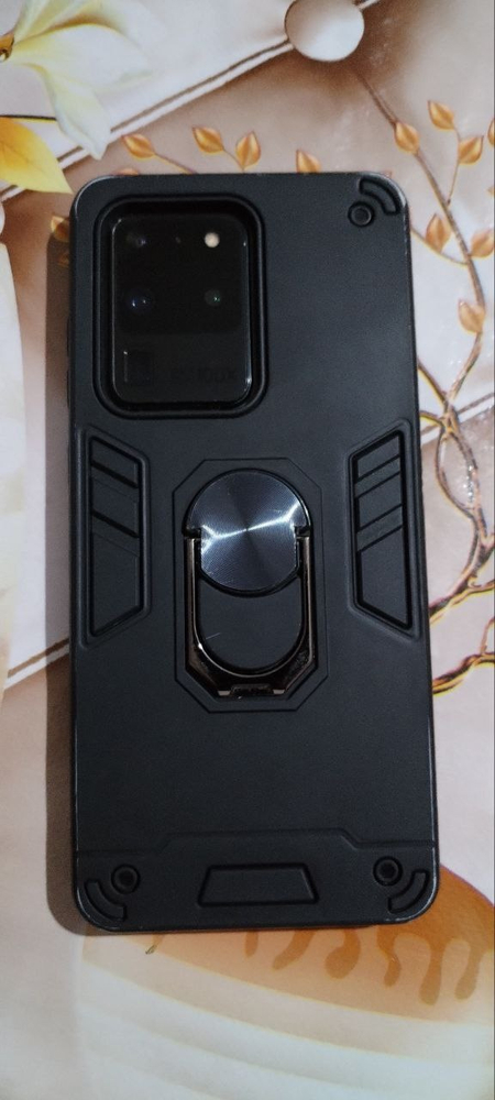 Samsung S20 Ultra 12/256 300$.