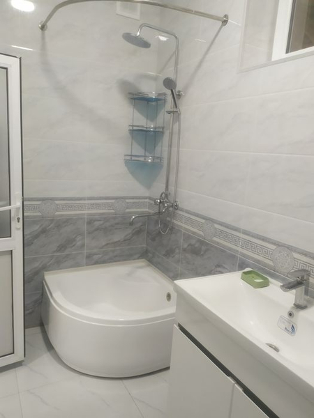Продаётся Котедж в Янгиабаде в центре