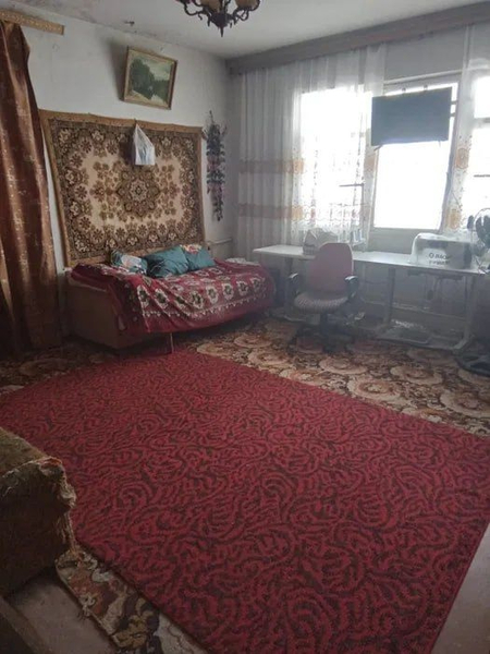 Шайхантахур Себзар 3/9/9 без ремонт 70м2 ор-р Туй Ош
