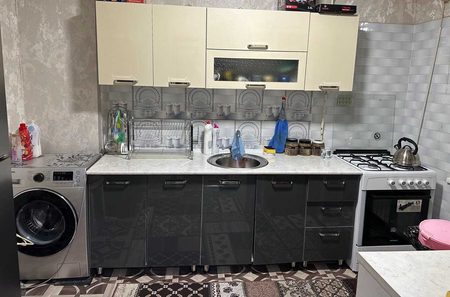 Срочно Продаётся 4 комнатная квартира Ул.Бобура