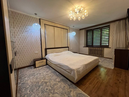 Продается 4х комнаиная квартира,ор-р 64 школа,эко парк, 100м2