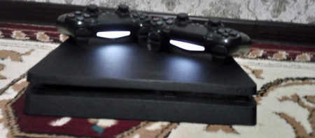 Playstation 4 narxini kelishamiz