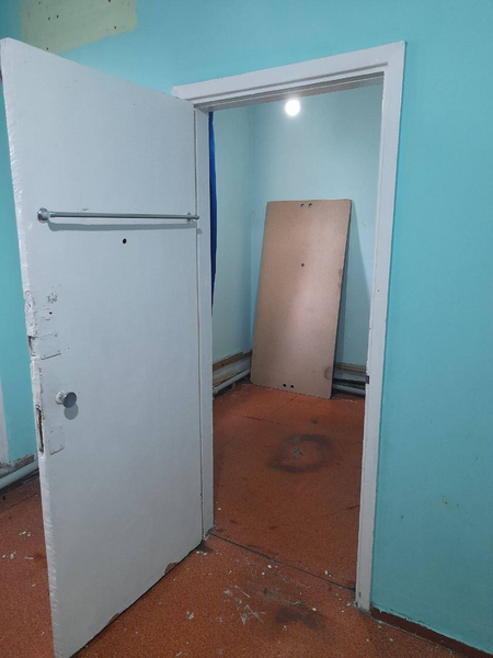 Срочно Продаётся 2 комнатная квартира 15х3 Максим Горький