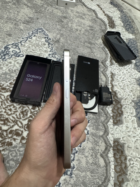 Samsung S24  6 oy garantiyasi bor