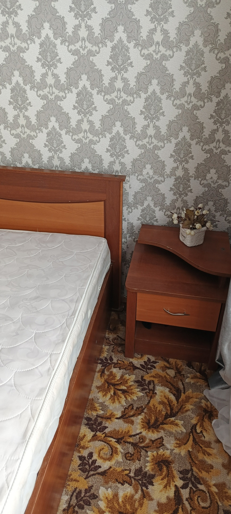 Срочно продается спальный гарнитур
