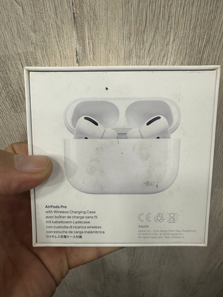 Air pods pro orginal,aybi 2ta qulogiyan shigilab qogan