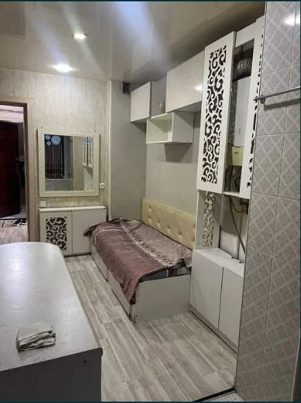 Новомосковская  1в2/4/5 Кирпич Балк1*3м²Общ пл28м² Меб Тех