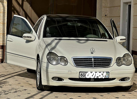Mercedes W203 M111
