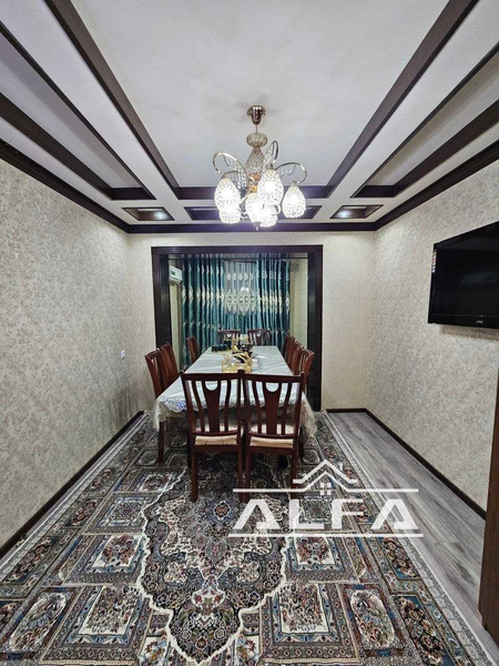 4 xonali 85m² 2-qavat sotiladi.
