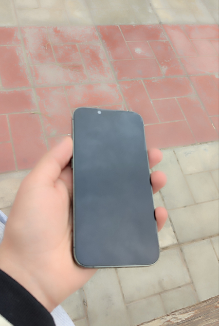 Iphone 13 pro ideal holatda