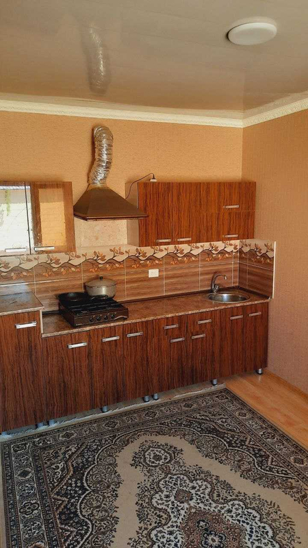 Чарвак. Продаётся дача 5 соток, 4 комнаты.