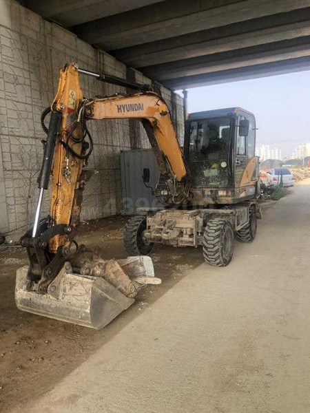 Excavator Hyundai | HW60 Komplekt