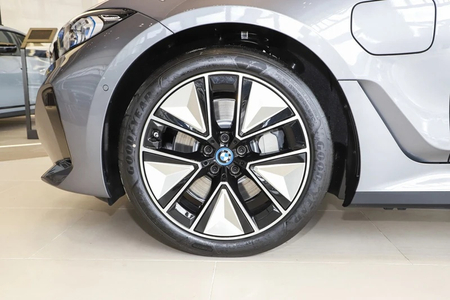 BMW I3 40l night sport package